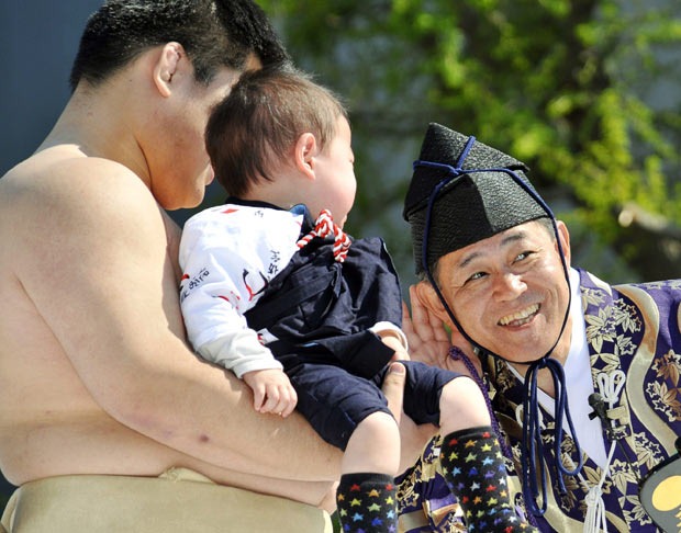 Annual Baby Crying Contest, Japan | Amusing Planet